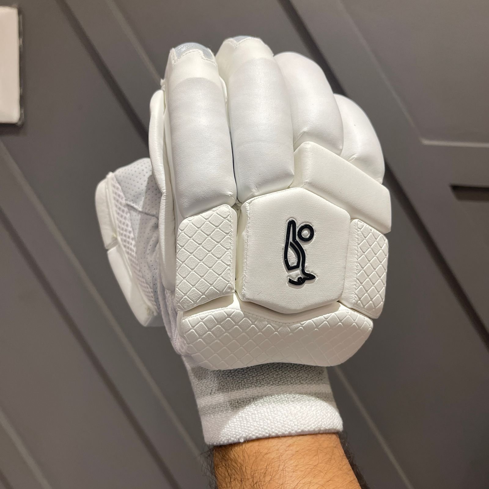 Kookaburra Ghost Pro Players Batting Gloves – Crown Cricketer